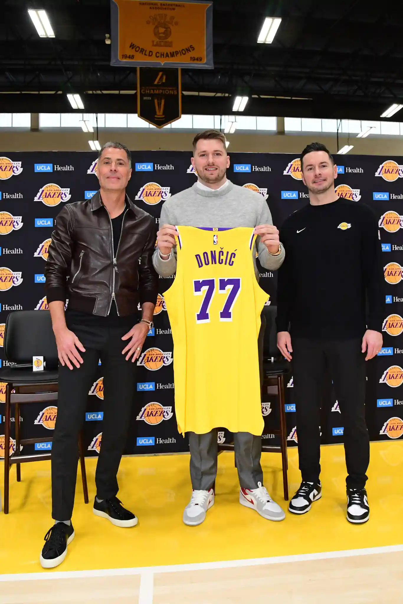 Welcome to LA: Luka Doncic makes Lakers debut Welcome to LA: Luka Doncic makes Lakers debut