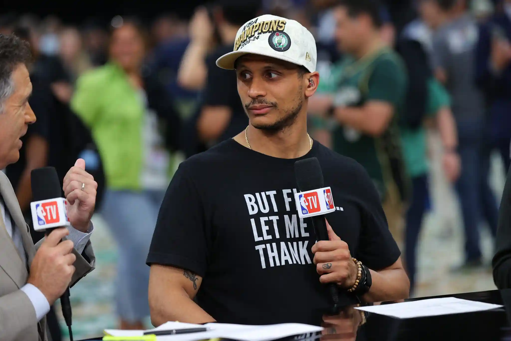 Boston Celtics sign head coach Joe Mazzulla to contract extension