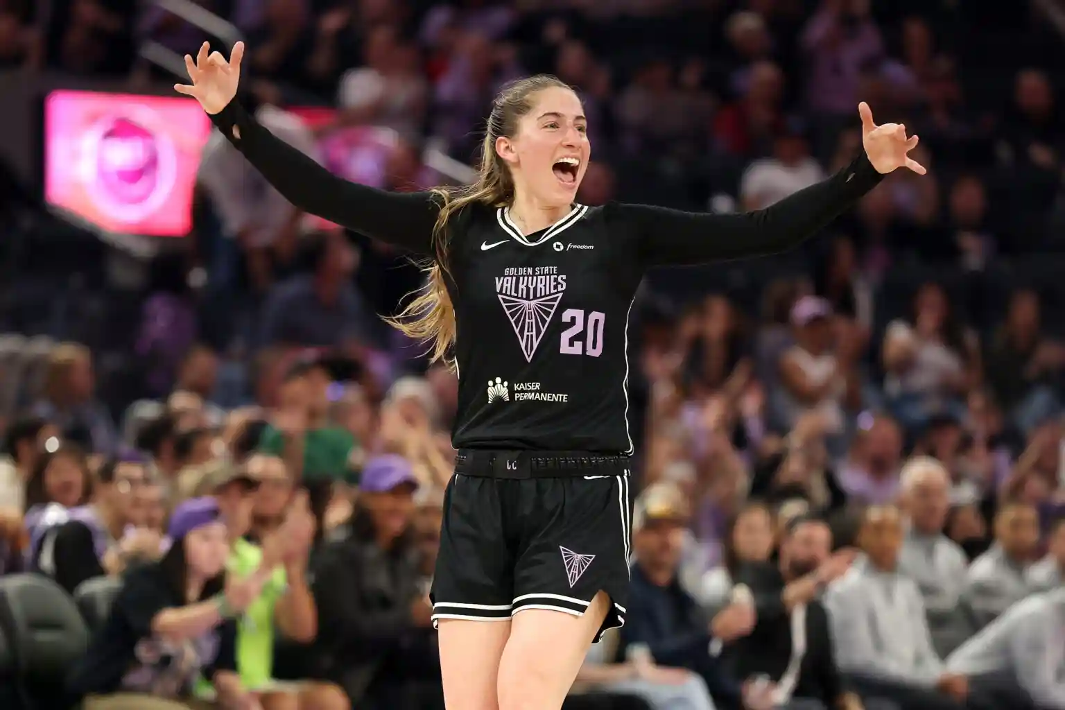 Kate Martin on 2025 WNBA season, Valkyries playoff push